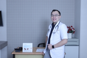 dr. Yonathan Adi Purnomo Sp.B