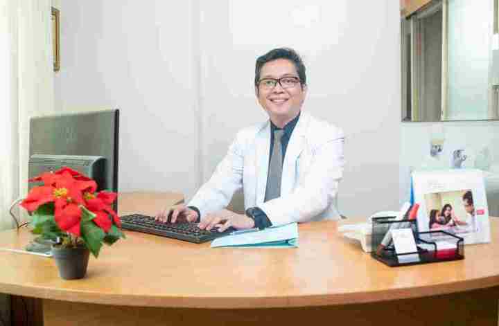 dr. Mohammad Johan, Sp U